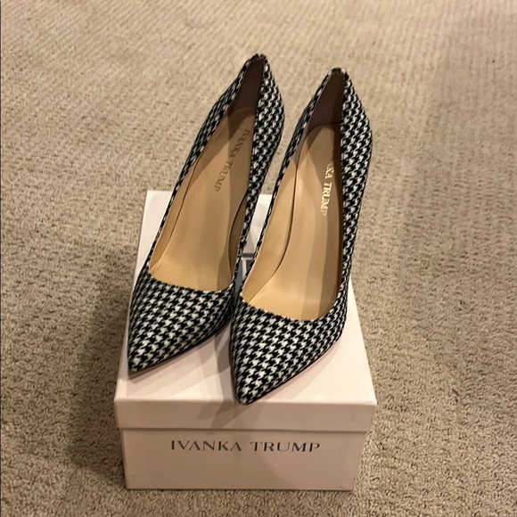 Ivanka Trump | Shoes | Ivanka Trump Black And White Stiletto Heels ...